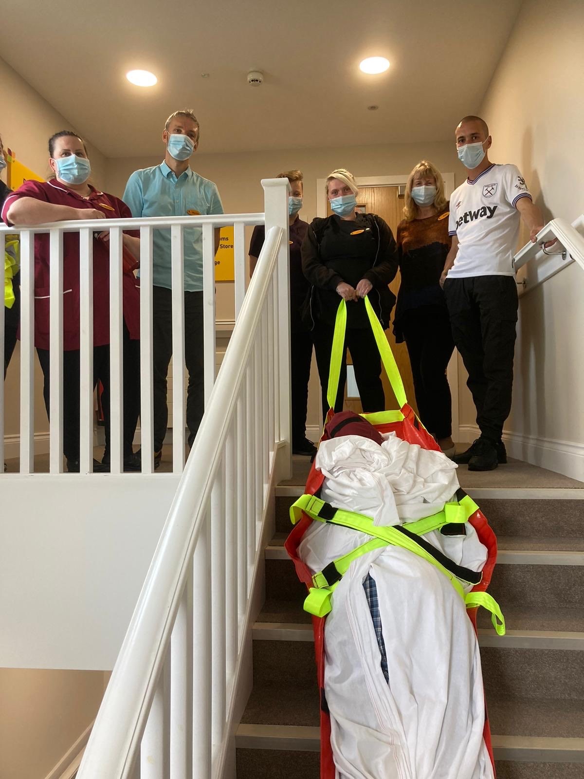 Mannequins articulés de formation à la manutention et au sauvetage ...